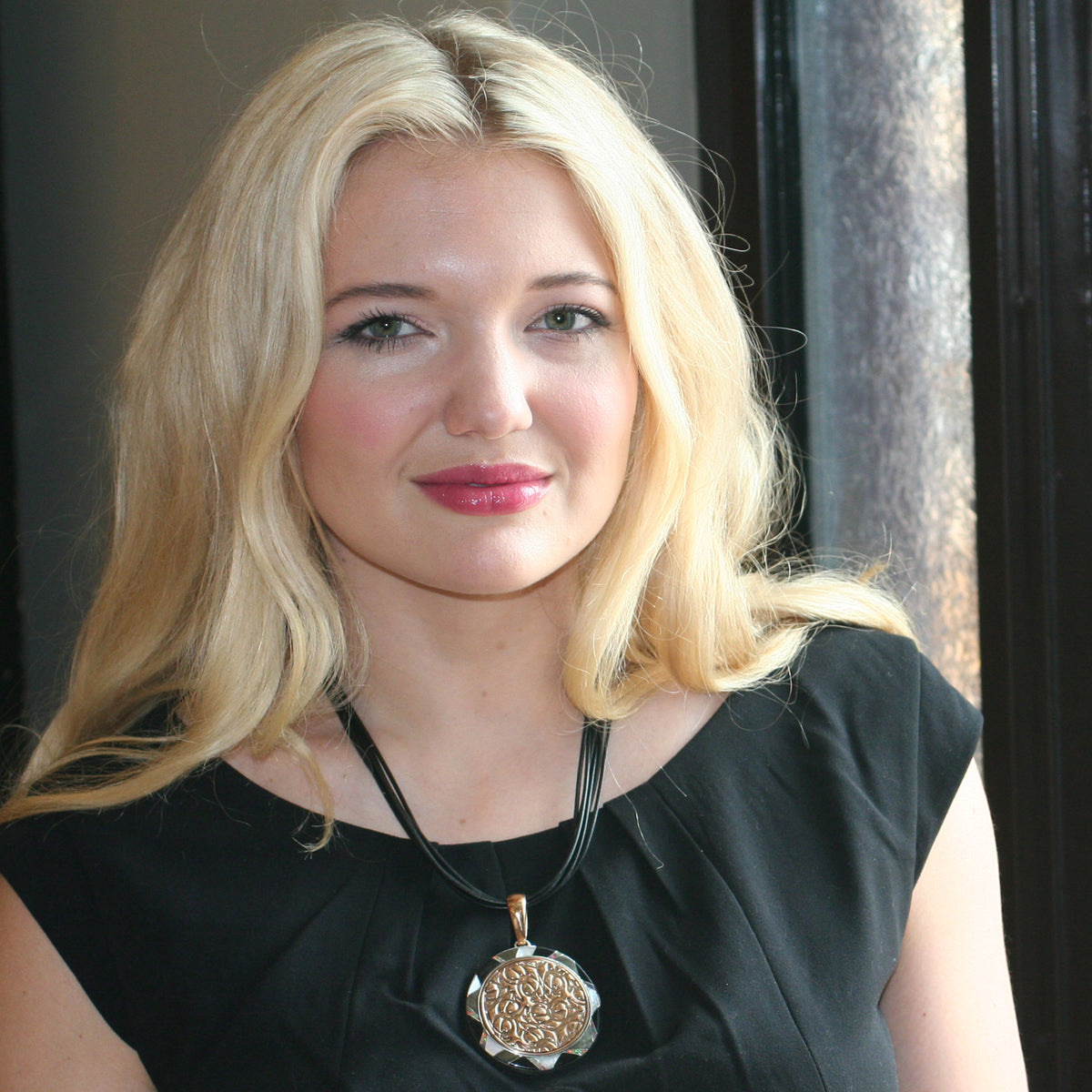 Bronze Inlay Pendant – Charveaux